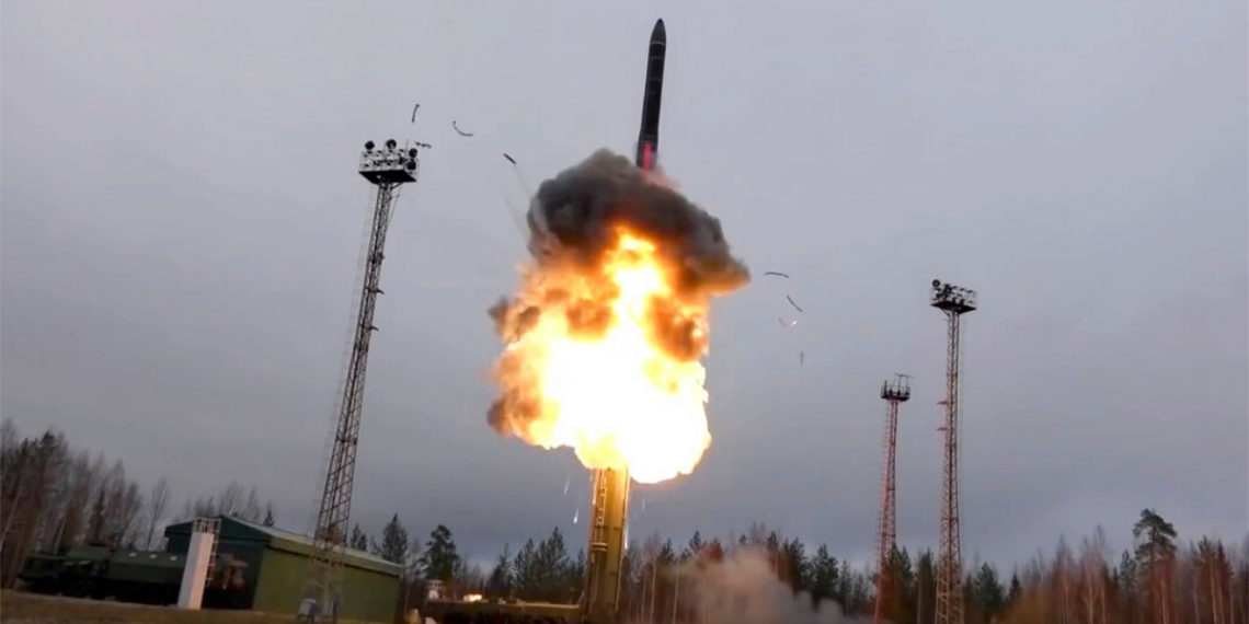 Rusia Despliega Sus Misiles Hipersónicos Prácticamente Invencibles