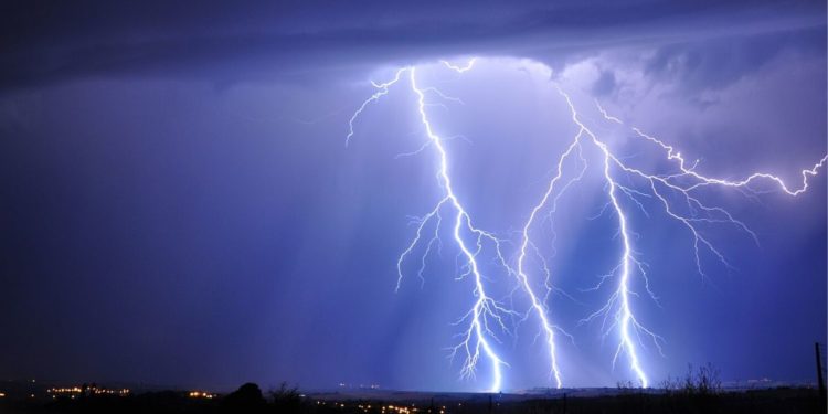 Revelan los nuevos récords de rayos en duración en la historia del planeta