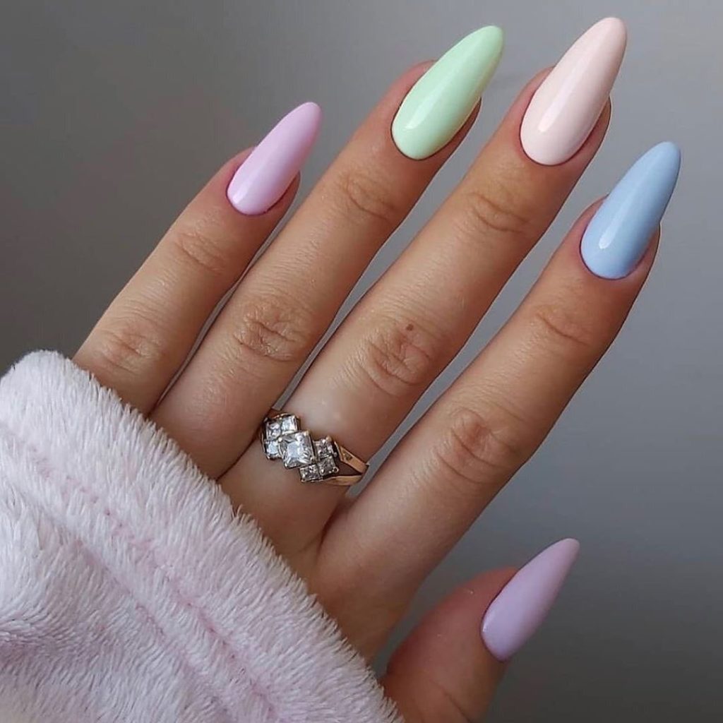 Uñas puntiagudas: tendencia moderna para tener look fuera de lo común