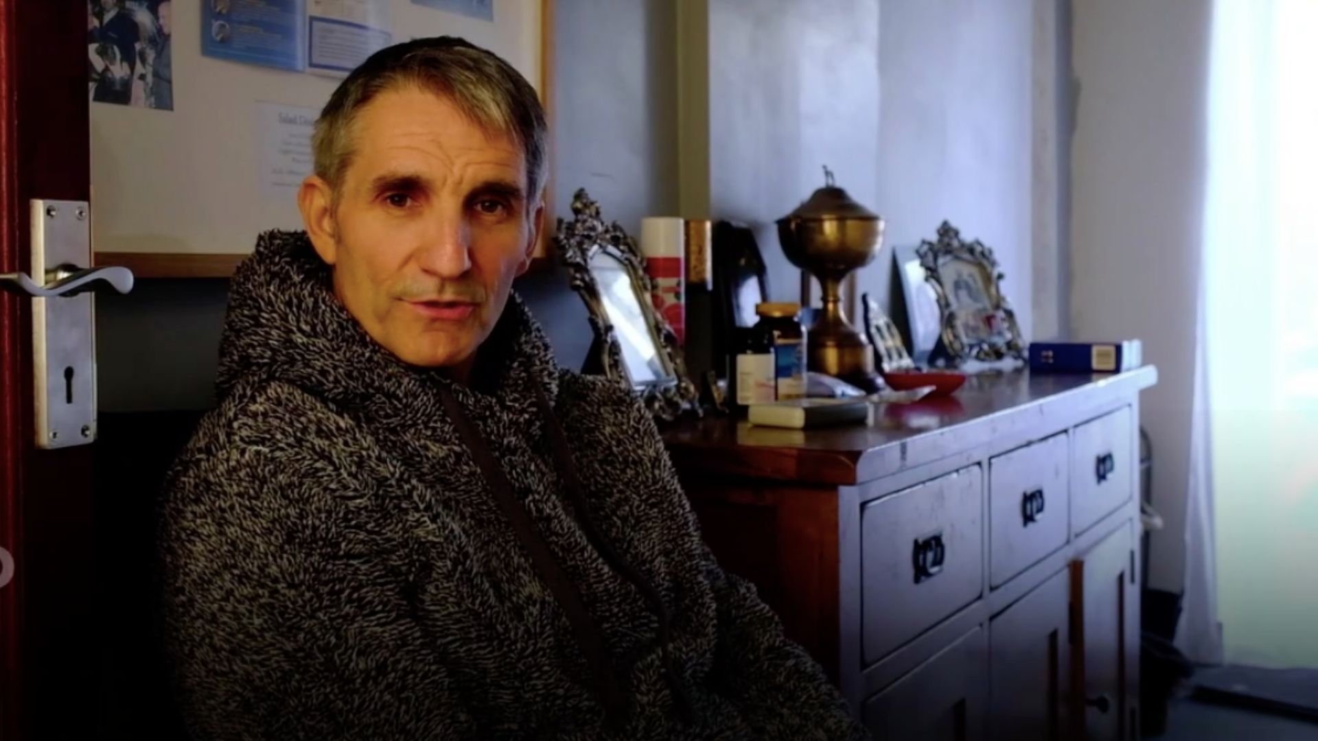 Bruno Berrick: el hombre que asegura ser alérgico a la electricidad