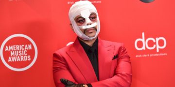 ¿Qué le pasó a The Weeknd en la cara? La verdad de su aspecto en AMA