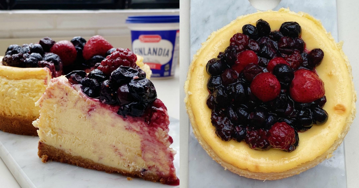 Cheesecake de frutos rojos con su clásica y característica textura cremosa